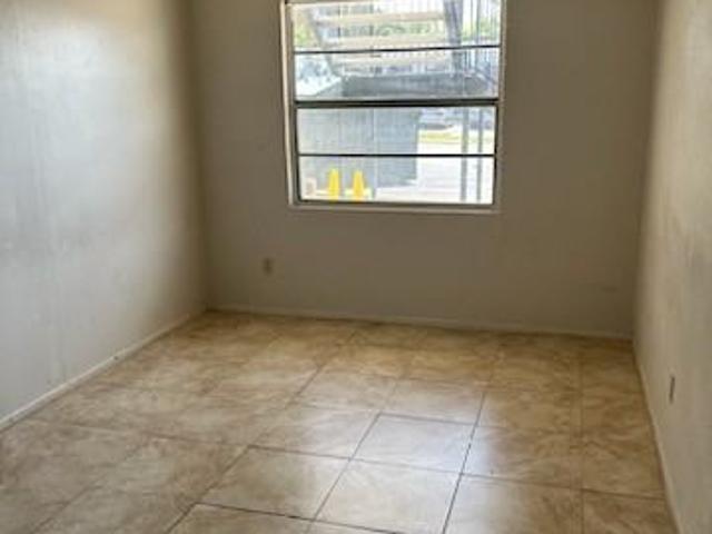 1 Bedroom Apartment for Rent at Alhambra Drive #36, Orlando, FL 32808