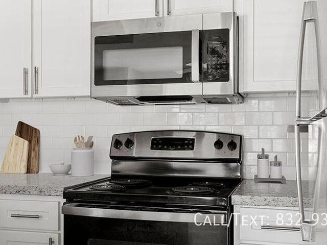1 Bedroom Apartment for Rent at Ardmore St #81MC, Houston, TX 77054 Astrodome