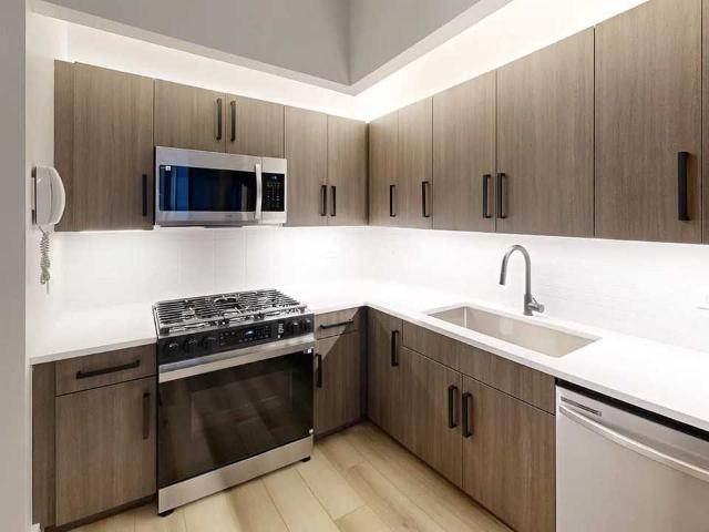 1 Bedroom Apartment for Rent at Broad St #1817, New York, NY 10005 Financial District