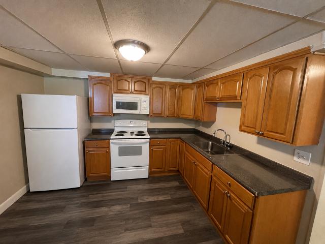1 Bedroom Apartment for Rent at Conway St #B, Worcester, MA 01607 South Quinsigamond Village