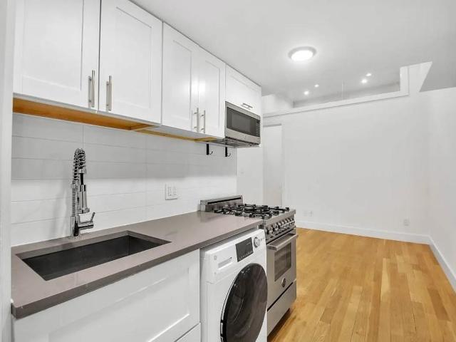 1 Bedroom Apartment for Rent at E 22nd St #0GLE, New York, NY 10010 Gramercy Park