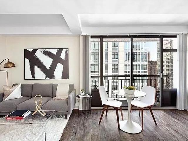 1 Bedroom Apartment for Rent at East 91st Street #1702, New York, NY 10128 Upper East Side
