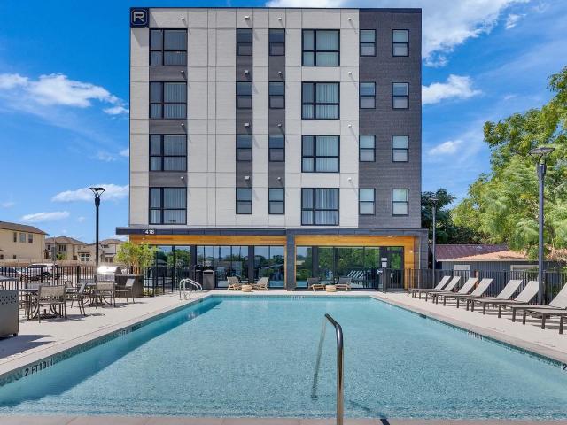 1 Bedroom Apartment for Rent at Galindo St & Lawrence St #513, Austin, TX 78741 Montropolis