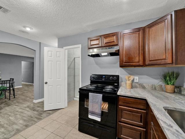 1 Bedroom Apartment for Rent at Haight St, Houston, TX 77028 Settagast