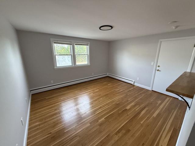 1 Bedroom Apartment for Rent at Sea St & Noanet St #06, Quincy, MA 02169 Adams Shore