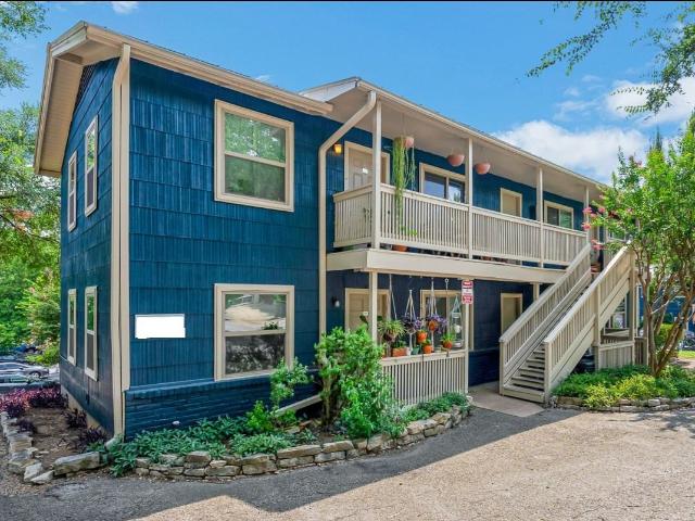 1 Bedroom Apartment for Rent at Shelley Ave & W 10th St #103, Austin, TX 78703 Old West Austin
