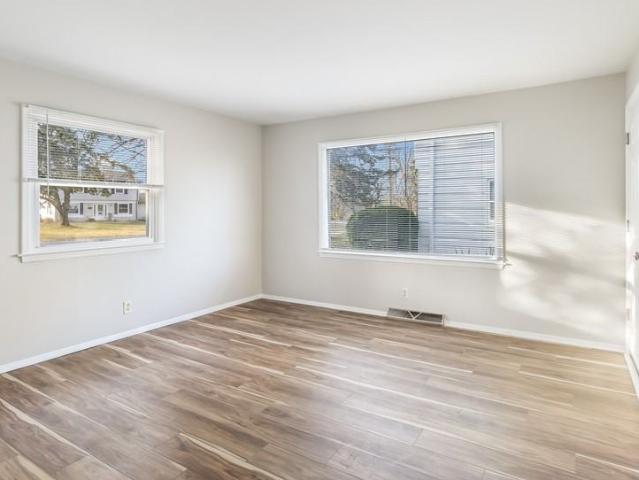 1 Bedroom Apartment for Rent at W166N9182 Grand Ave #1, Menomonee Falls, WI 53051