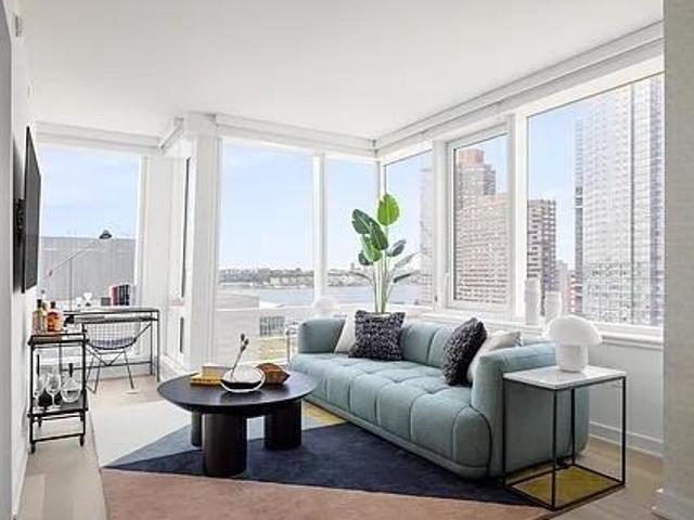 1 Bedroom Apartment for Rent at W 38th St #2216, New York, NY 10018 Hell's Kitchen