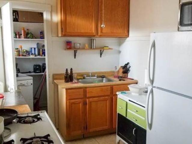 1 Bedroom Apartment for Rent at W Gunnison St & N Rockwell St, Chicago, IL 60625 Lincoln Square