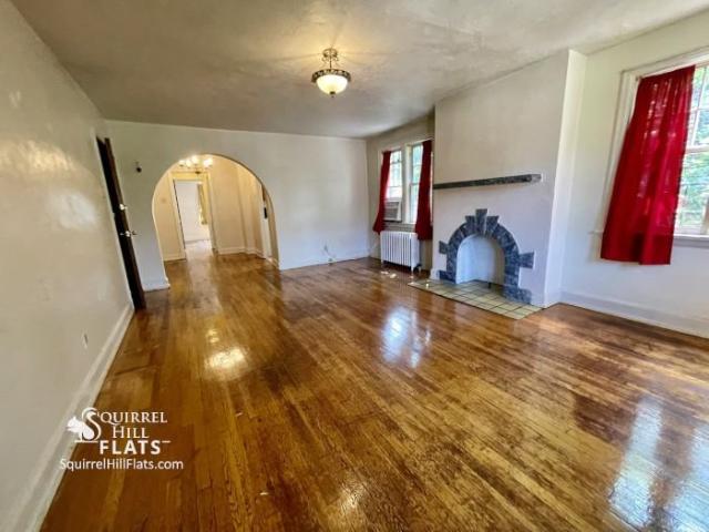 1 Bedroom Apartment for Rent at 1405 Severn Street #B3, Pittsburgh, PA 15217 Squirrel Hill North