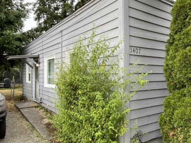1 Bedroom Apartment for Rent at 1407 104th St S, Tacoma, WA 98444