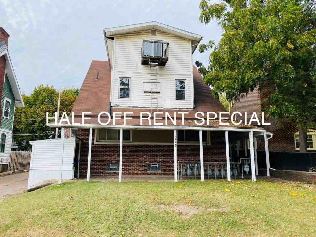 1 Bedroom Apartment for Rent at 1415 Yale Ave Nw #9, Canton, OH 44703