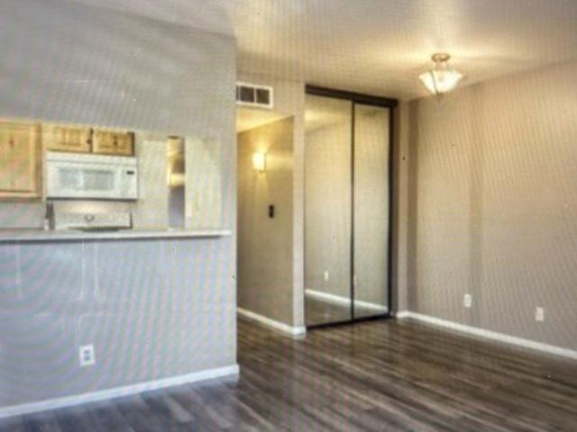 1 Bedroom Apartment for Rent at 14203 N 19th Ave #1039, Phoenix, AZ 85023
