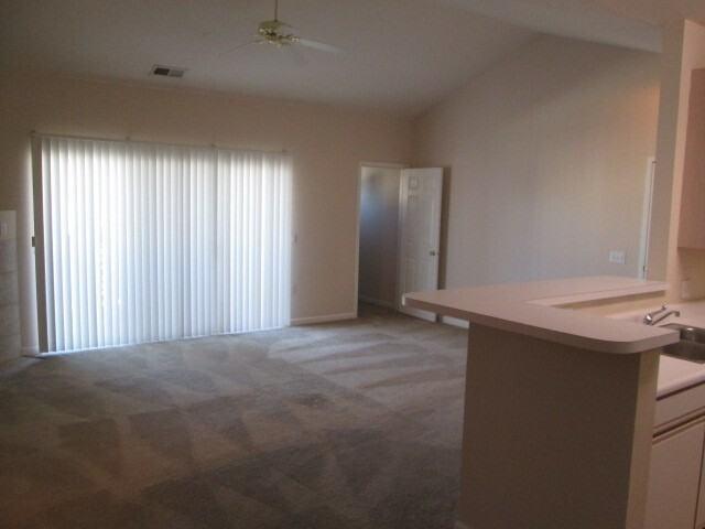 1 Bedroom Apartment for Rent at 14465 Sprague Ct #303, Omaha, NE 68116