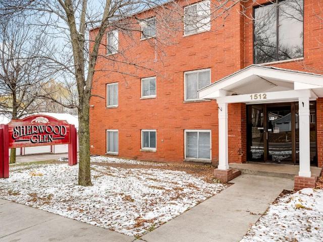 1 Bedroom Apartment for Rent at 1492 County Road B E #1492 307, Maplewood, MN 55109 Maplewood Oakdale