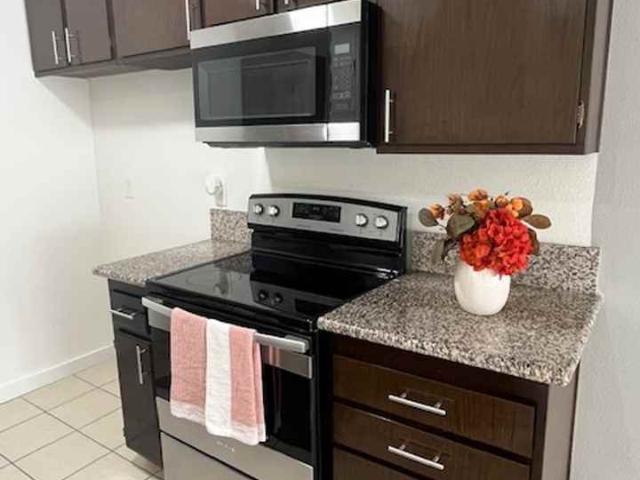 1 Bedroom Apartment for Rent at 1544 E Quincy Ave #A23, Orange, CA 92867
