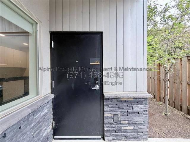 1 Bedroom Apartment for Rent at 1545 Ne 41st Ave #105, Portland, OR 97232 Hollywood