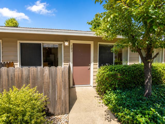 1 Bedroom Apartment for Rent at 1574 Heather Dr #103, Yuba City, CA 95993