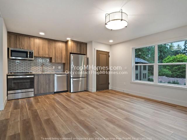 1 Bedroom Apartment for Rent at 15948 15948 Quarry Road Townhome B6, Lake Oswego, OR 97035 Lake Forest