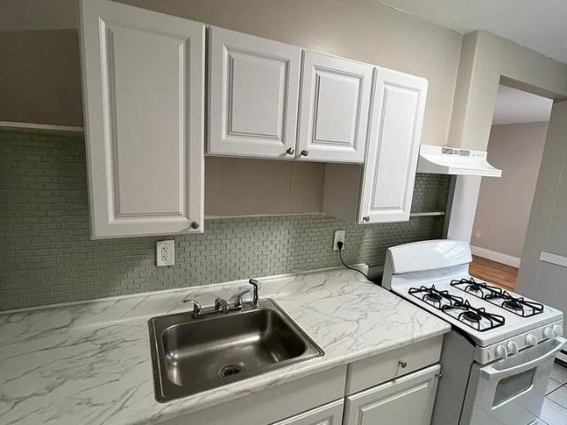 1 Bedroom Apartment for Rent at 15 Huss Ct #205, Lynn, MA 01905