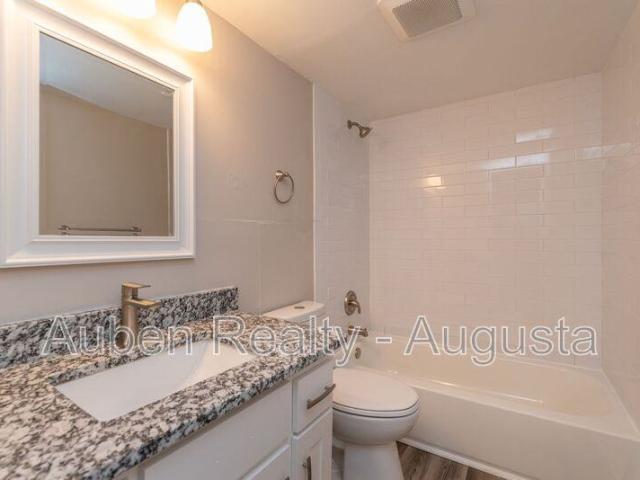 1 Bedroom Apartment for Rent at 1604 Johns Rd #F, Augusta, GA 30904 Highland Park