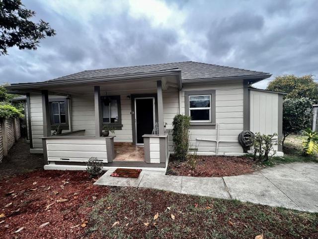 1 Bedroom Apartment for Rent at 1617 8th St #E, Alameda, CA 94501