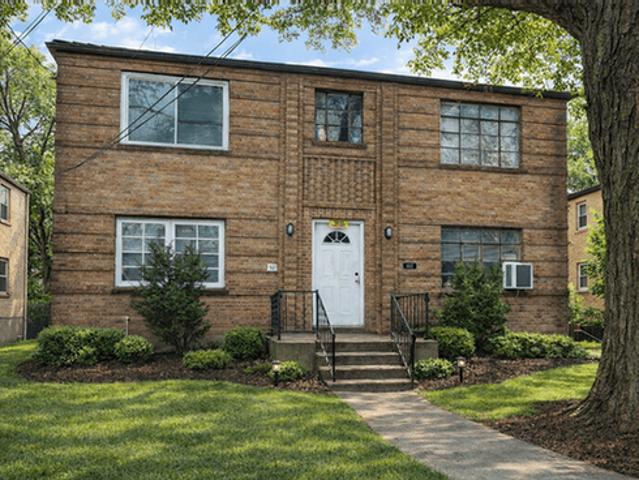1 Bedroom Apartment for Rent at 1627 Summit Rd #4, Cincinnati, OH 45237 Roselawn