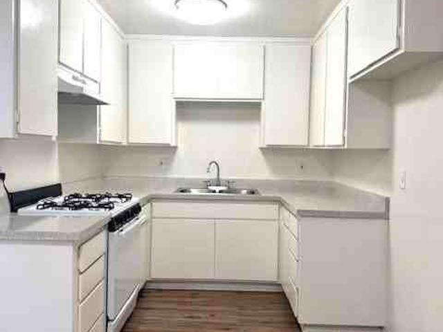 1 Bedroom Apartment for Rent at 16872 Lynn Ln #72B, Huntington Beach, CA 92649