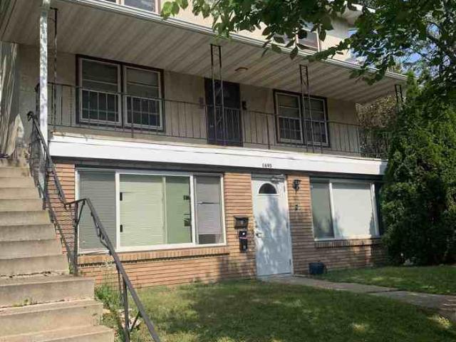 1 Bedroom Apartment for Rent at 1695 7th St E #1, St. Paul, MN 55106 Western Hazel Park