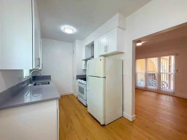1 Bedroom Apartment for Rent at 1725 Sunset Cliffs Blvd, San Diego, CA 92107 Ocean Beach