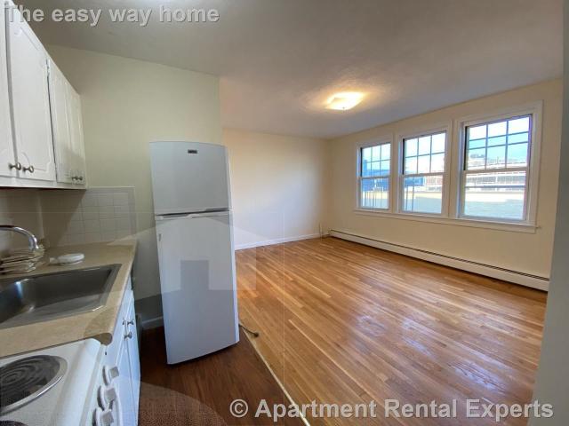 1 Bedroom Apartment for Rent at 172 N Beacon St #24, Boston, MA 02135 Oak Square