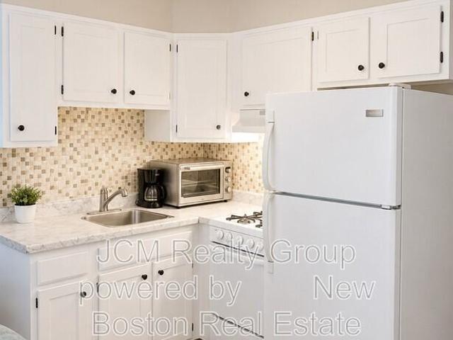 1 Bedroom Apartment for Rent at 17 Irwin St #4 2ndFL, Winthrop Town, MA 02152 Winthrop Beach