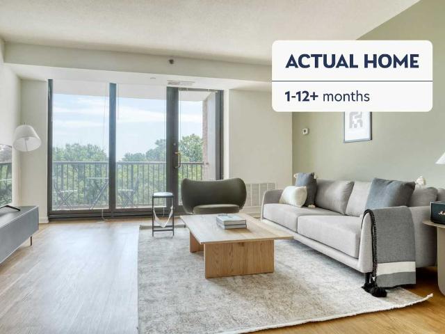 1 Bedroom Apartment for Rent at 1801 Crystal Dr #558, Arlington, VA 22202 Crystal City Shops