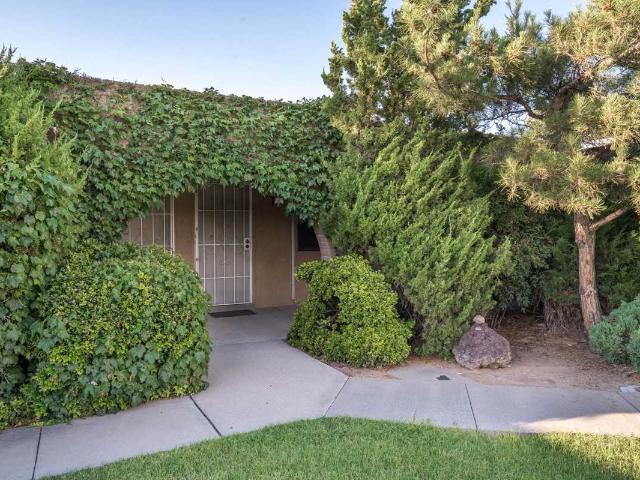 1 Bedroom Apartment for Rent at 1813 Girard Blvd Ne #11, Albuquerque, NM 87106 Netherwood Park
