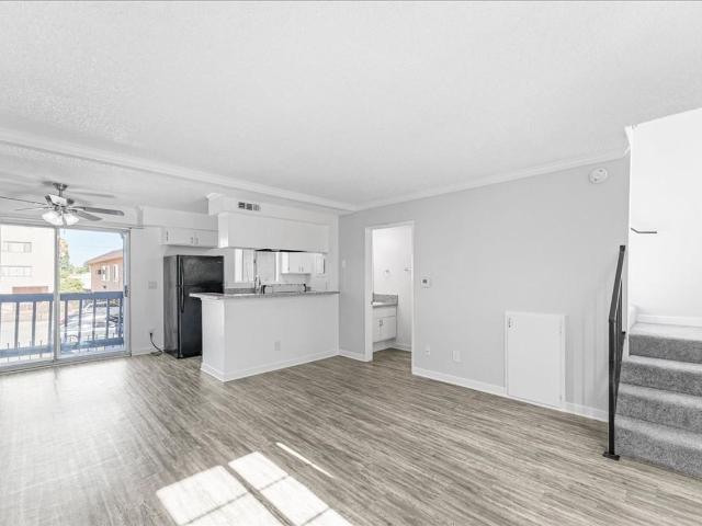 1 Bedroom Apartment for Rent at 18547 Saticoy St #10, Los Angeles, CA 91335 Reseda