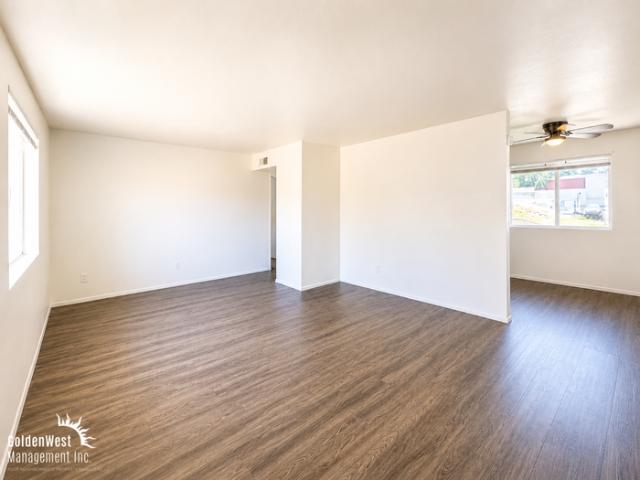 1 Bedroom Apartment for Rent at 1911 W Berridge Ln #2, Phoenix, AZ 85015
