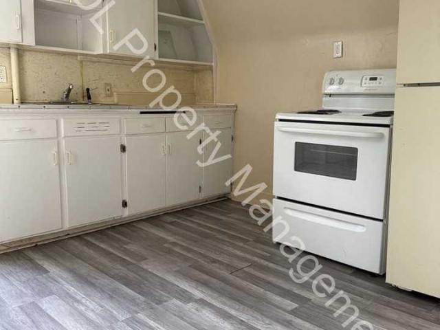 1 Bedroom Apartment for Rent at 1914 Joslin St, Saginaw, MI 48602