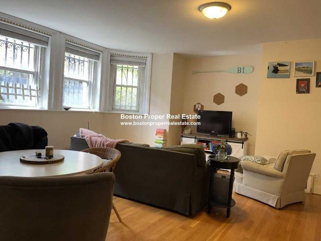 1 Bedroom Apartment for Rent at 191 Marlborough St #7, Boston, MA 02116 Back Bay