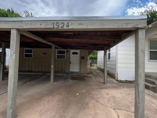 1 Bedroom Apartment for Rent at 1924 N Cross Ave, Oklahoma City, OK 73107 Pennville