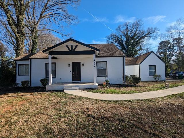 1 Bedroom Apartment for Rent at 1929 West Blvd, Charlotte, NC 28208 West Blvd