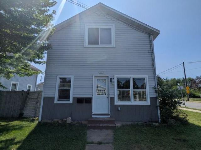 1 Bedroom Apartment for Rent at 1001 Park St #B, Stevens Point, WI 54481