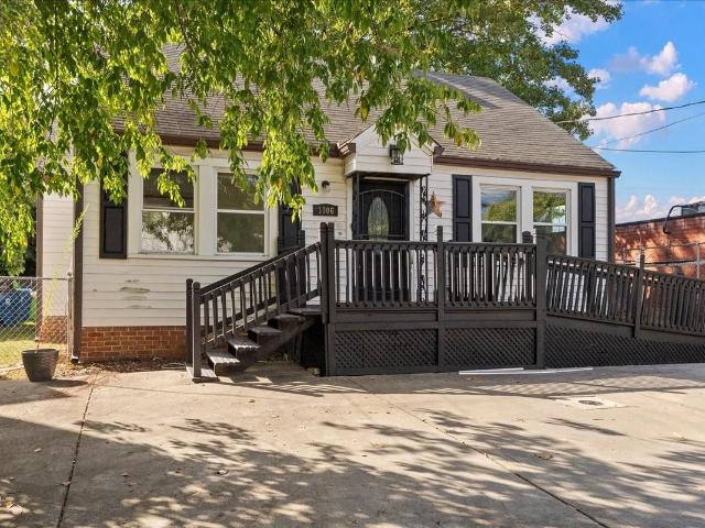 1 Bedroom Apartment for Rent at 1006 Carlton Ave, Raleigh, NC 27606 Southwest Raleigh