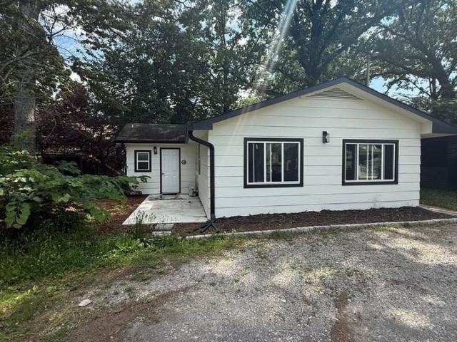 1 Bedroom Apartment for Rent at 1022 Givens Rd, Chattanooga, TN 37421