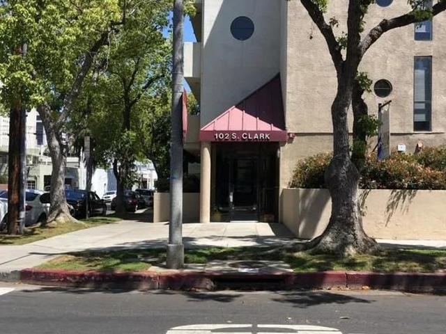 1 Bedroom Apartment for Rent at 102 South Clark Drive, Los Angeles, CA 90048 Mid City West