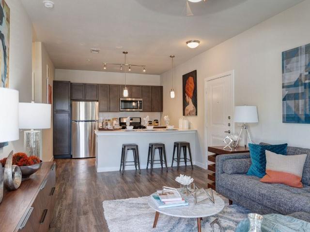 1 Bedroom Apartment for Rent at 1035 Seamist Dr #SLHS, Houston, TX 77008 Lazy Brook Timbergrove