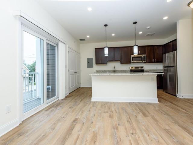1 Bedroom Apartment for Rent at 1040 1040 Broadway 102 #102, Rensselaer, NY 12144