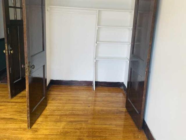 1 Bedroom Apartment for Rent at 104 Lincoln Ave #3E, Riverside, IL 60546