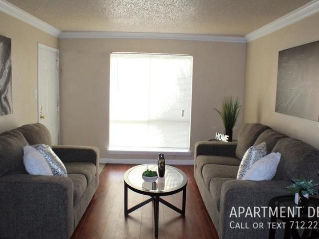 1 Bedroom Apartment for Rent at 10915 Gulf Fwy #3101, Houston, TX 77034 Edgebrook