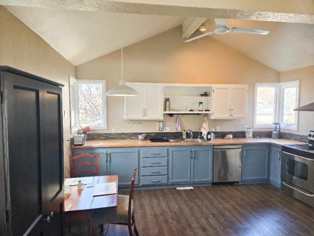 1 Bedroom Apartment for Rent at 1094 E 17th Ave, Broomfield, CO 80020 Northmoor Estates