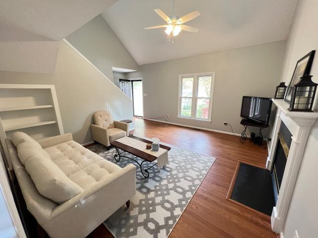1 Bedroom Apartment for Rent at 109 Kingsmill Rd, Cary, NC 27511